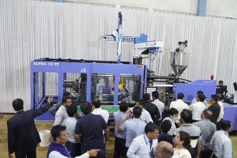 Launch of Alpha Series, α series two platen Injection Moulding Machine ...